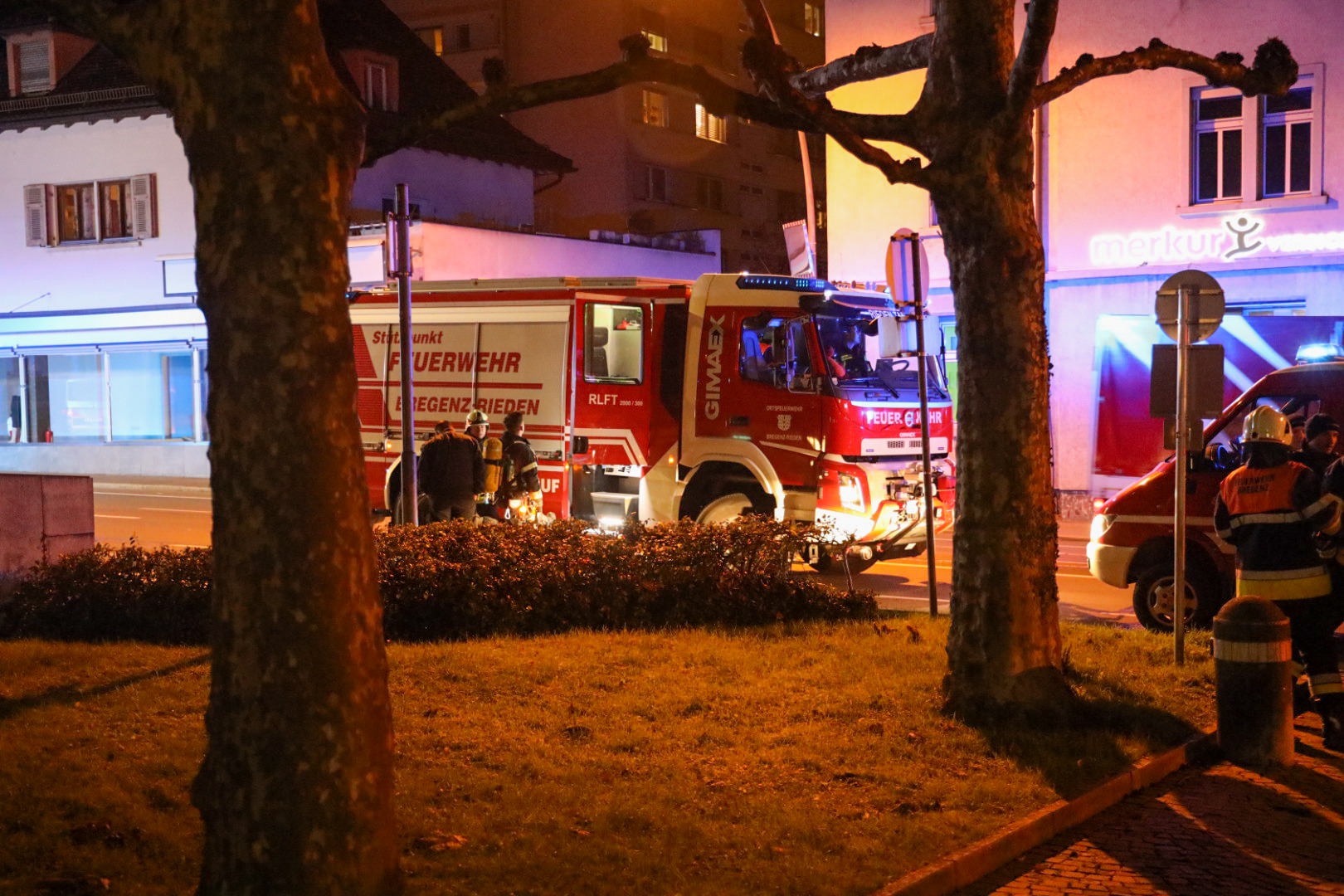 Einsatz Nr-349 02.12.2022 21:53 - BREGENZ Römerstraße ...